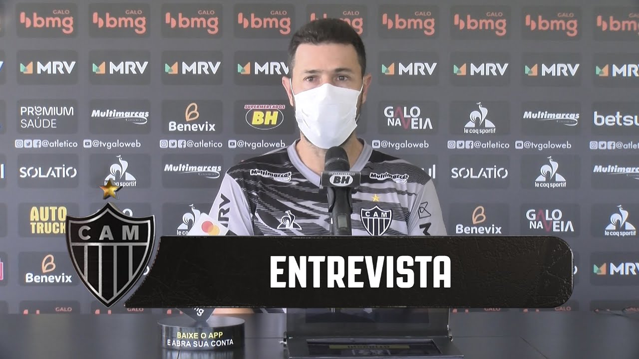 Entrevista: Roberto Chiari - YouTube