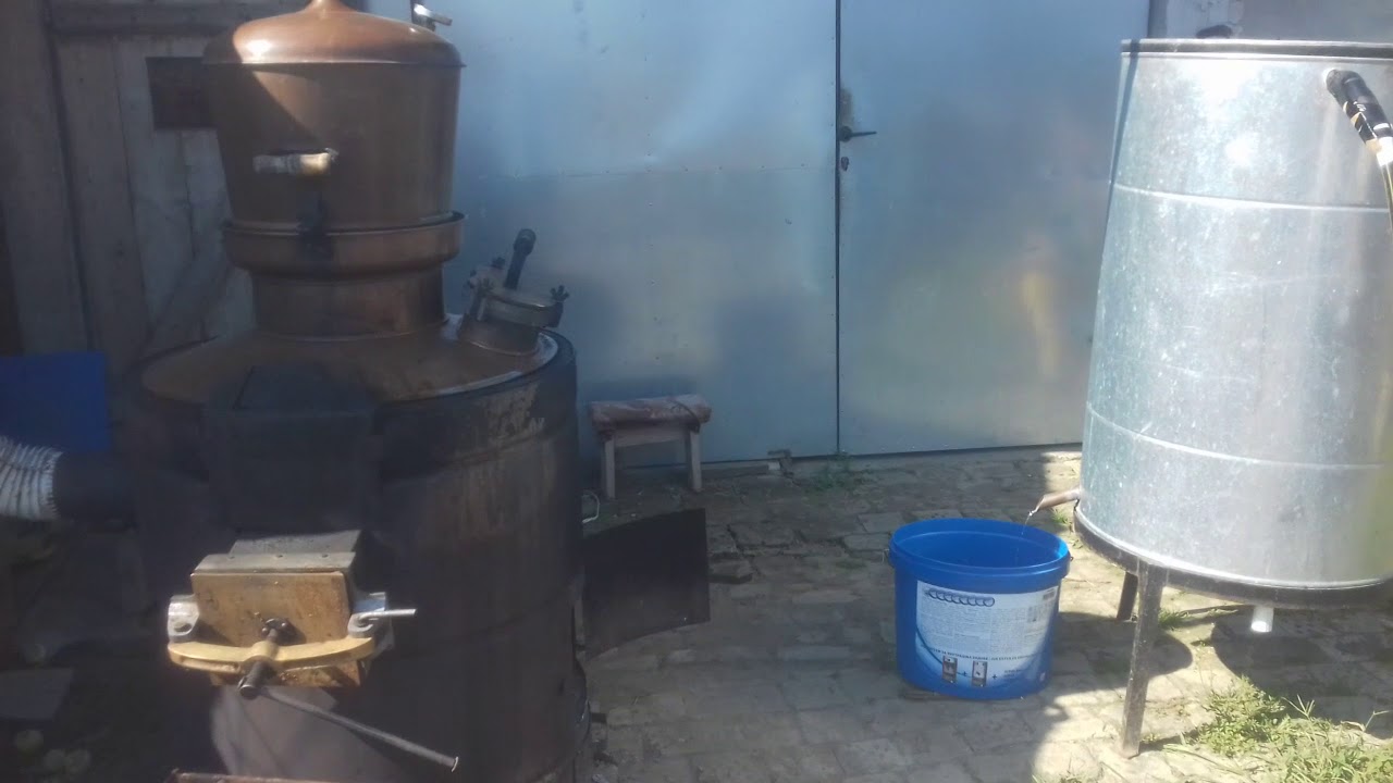 Pecenje rakije - YouTube