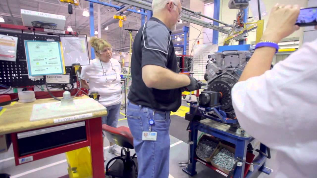 LS9 - GM Performance Build Center Line Tour - YouTube