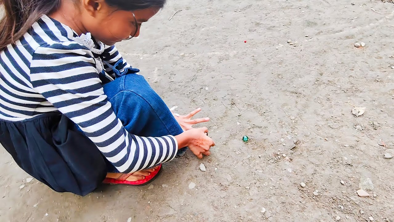 Aaj Navin hata mein Goli kheli 😃 - YouTube