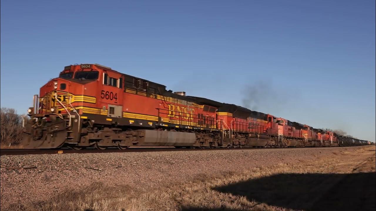 BNSF 5604 Westbound - YouTube