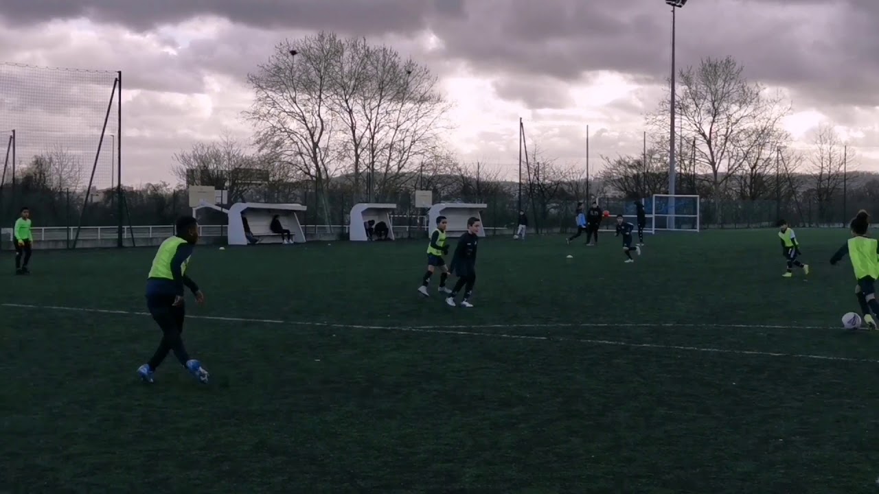 Top but foot u9 Fc Saint Leu training (génération 2011) - YouTube