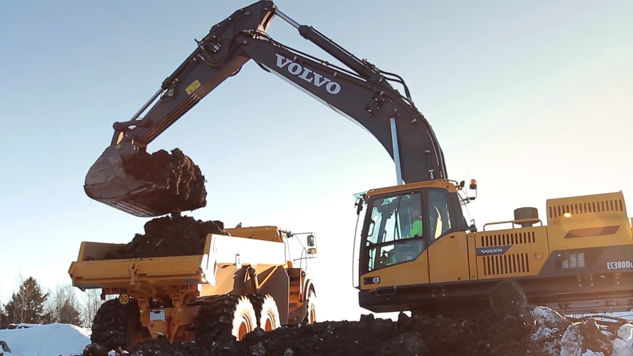 Volvo excavator buckets - YouTube