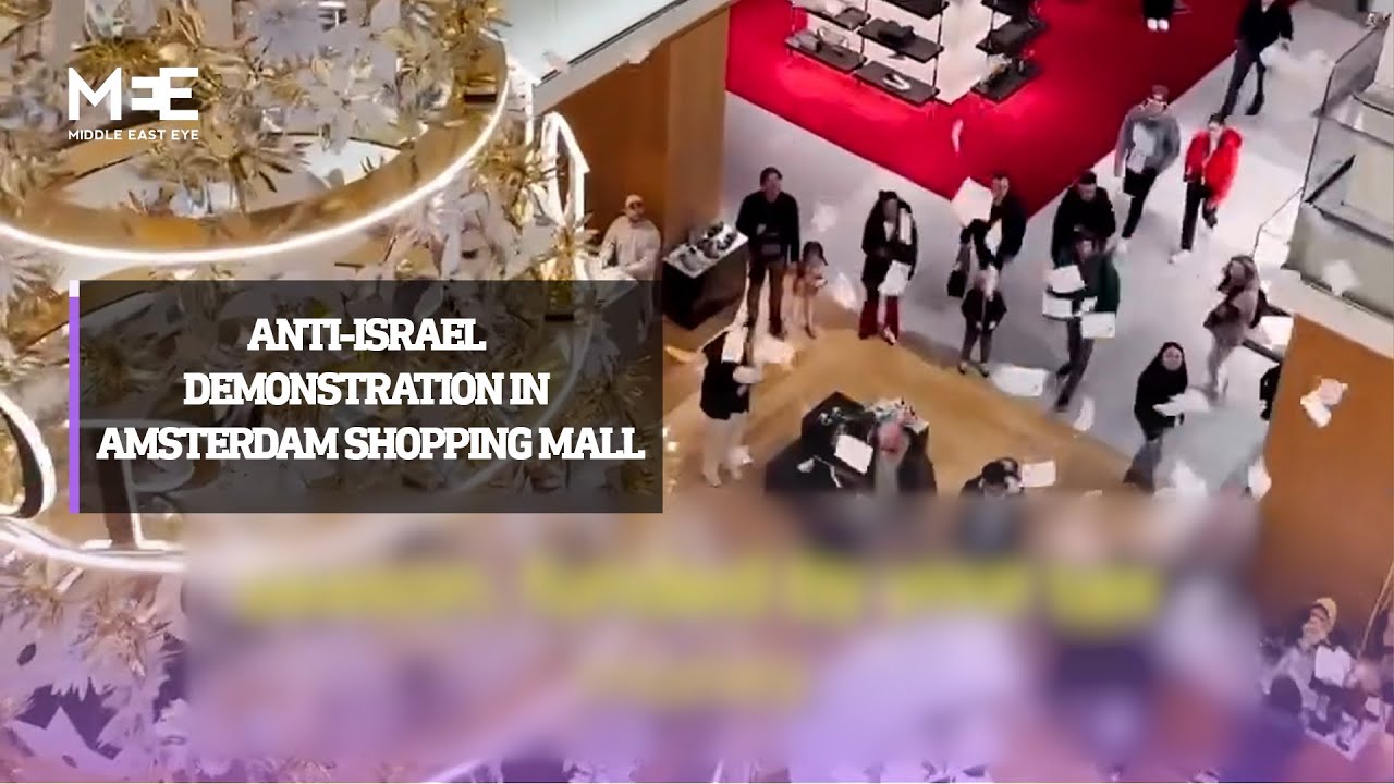 Pro-Palestine demonstration in Amsterdam shopping mall - YouTube