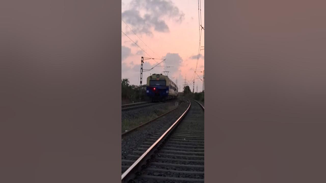 Sham 🥺😍 #railwayismylove #train #indianrailways #lovetotravel #rail2 #viralvideo - YouTube