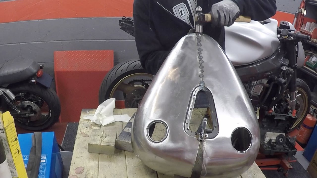 Delboy's Garage, Fighter Build #51, Tail Tank Taper. - YouTube