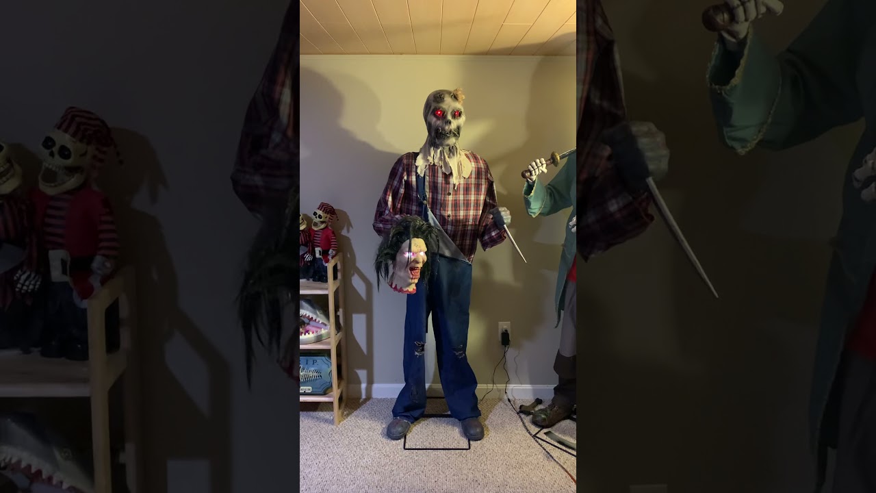 Spirit Halloween 2014 Animated Barnyard Butcher Demo - YouTube