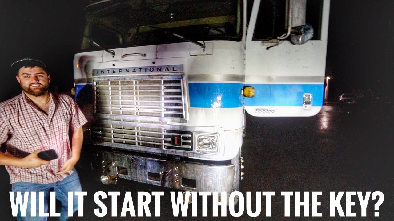 Bruce Wilson starts his new US Air Force Cabover for the first time ...