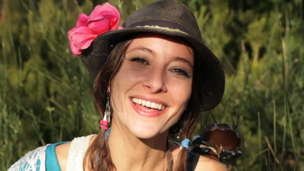 *Elisa Callejera* "Terra" videoclip - YouTube