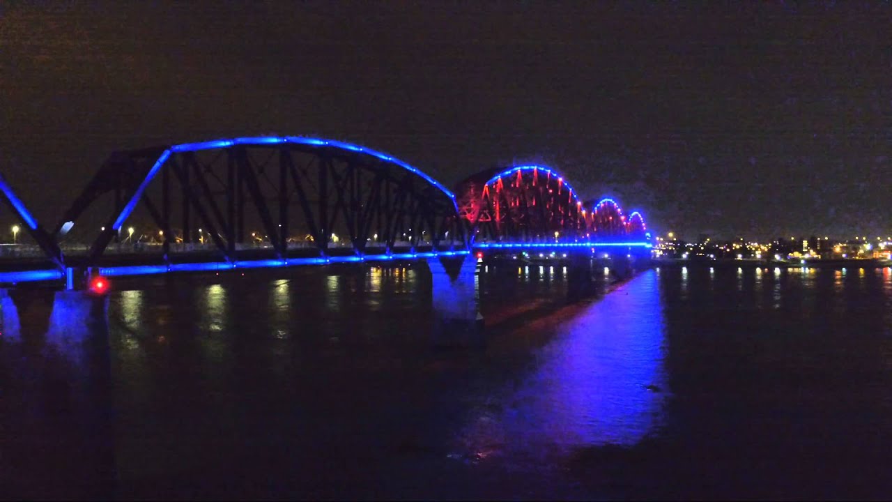 Big Four Bridge - YouTube