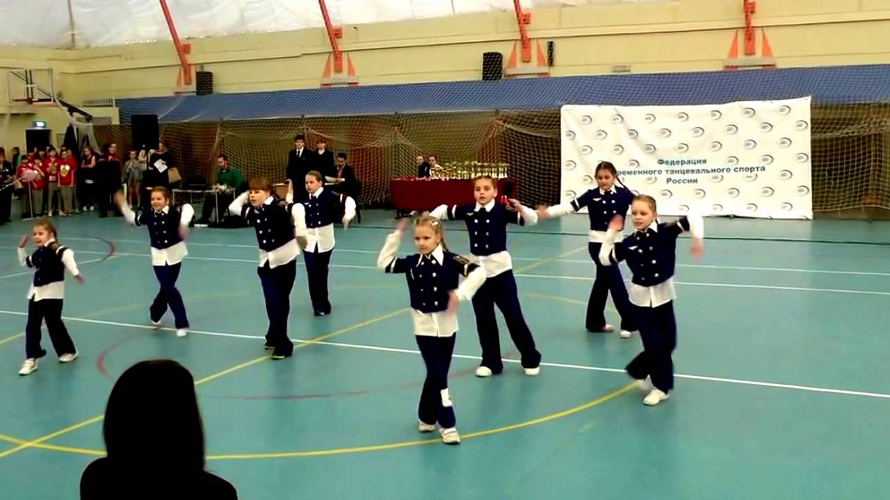 Freestyle girls breakdance inspiration - YouTube