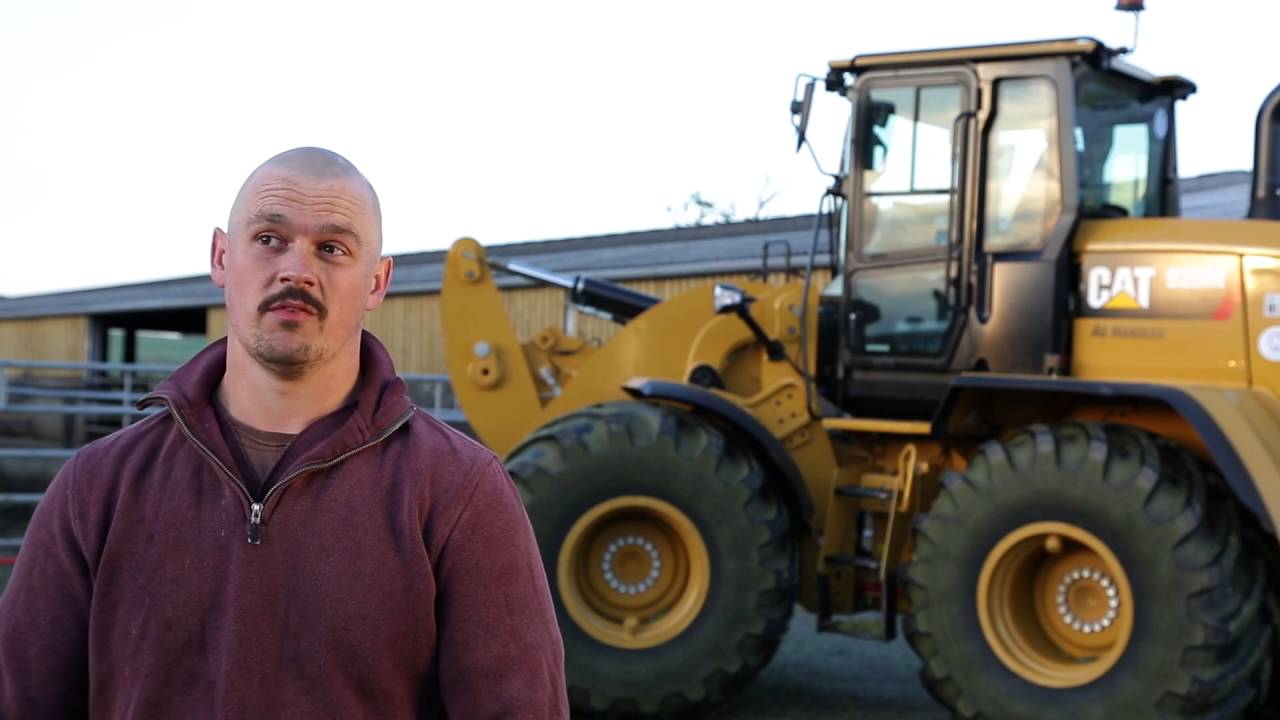 Cat® Ag Handler Customer Testimonial – PHR Farms (Ashford, Kent) - YouTube