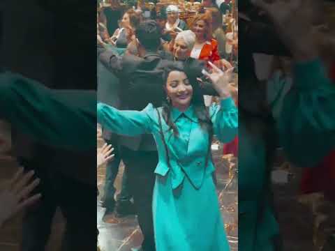 Nisane Baxisova & Elnare Abdullayeva Bax Bele Bir Toy İsterem 2024