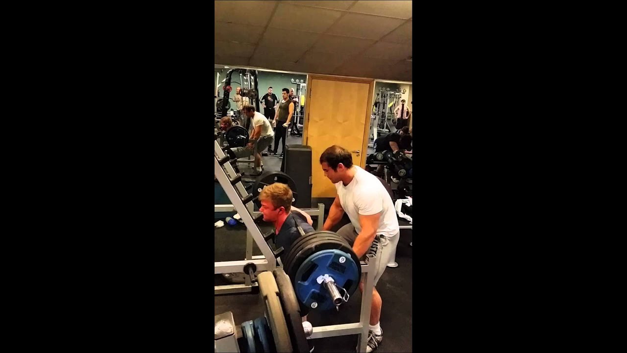 Daniel Mervis 90kg bodyweight, Squat 210kg for 8 reps no Knee wraps ...