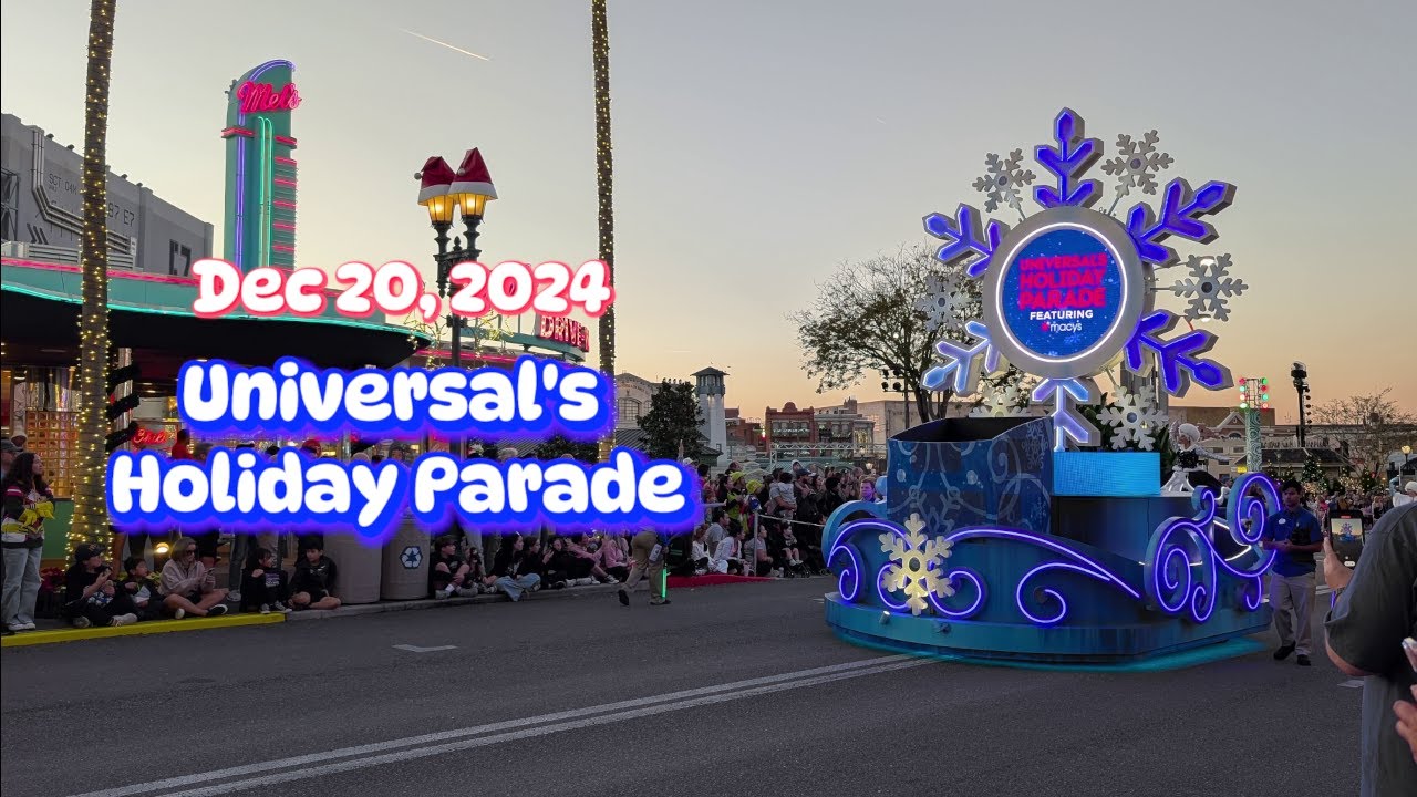 Universal Studios Holiday Parade 2024 (4K Night Sight) - YouTube