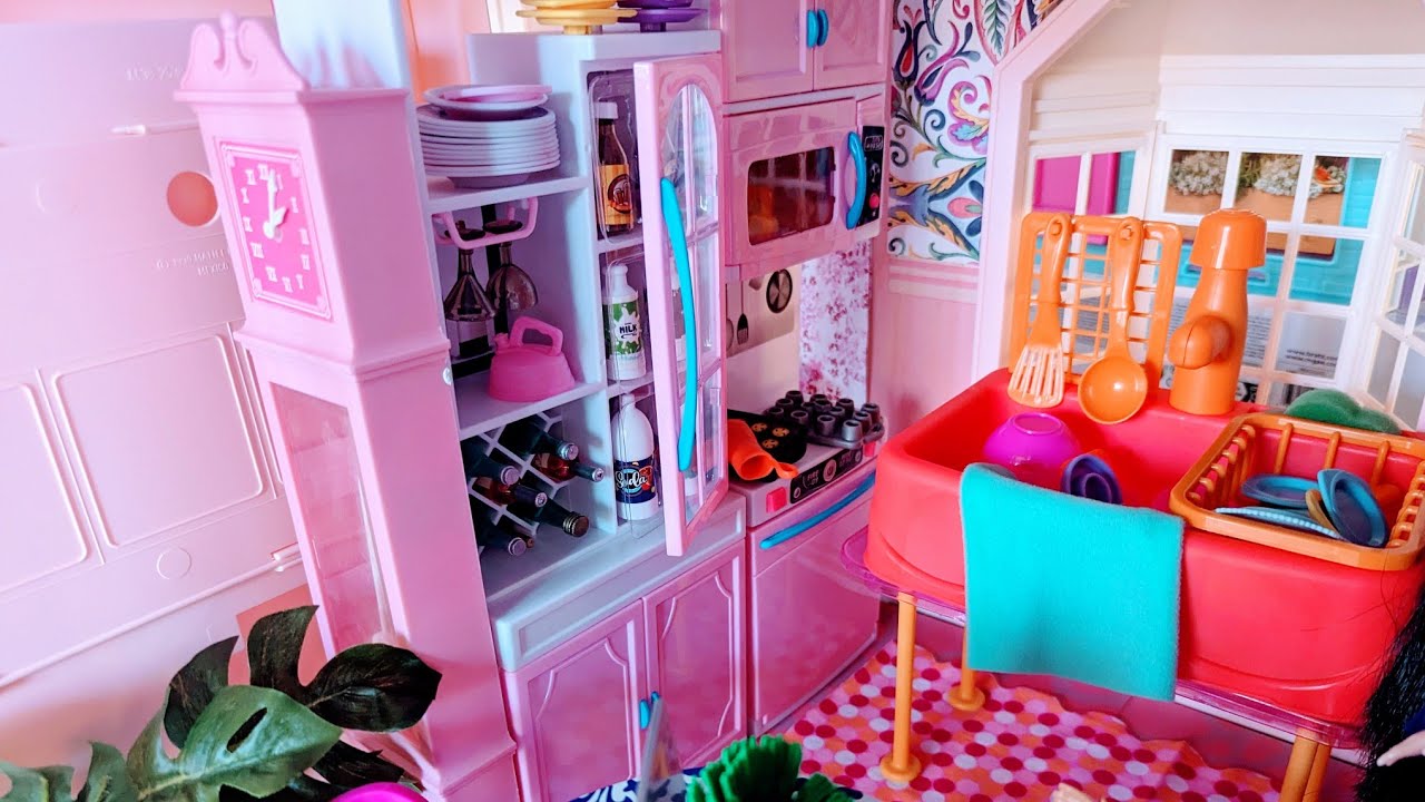 2 Dreamhouse Tours: The Magical Mansion & 2015 Barbie Dreamhouse - YouTube