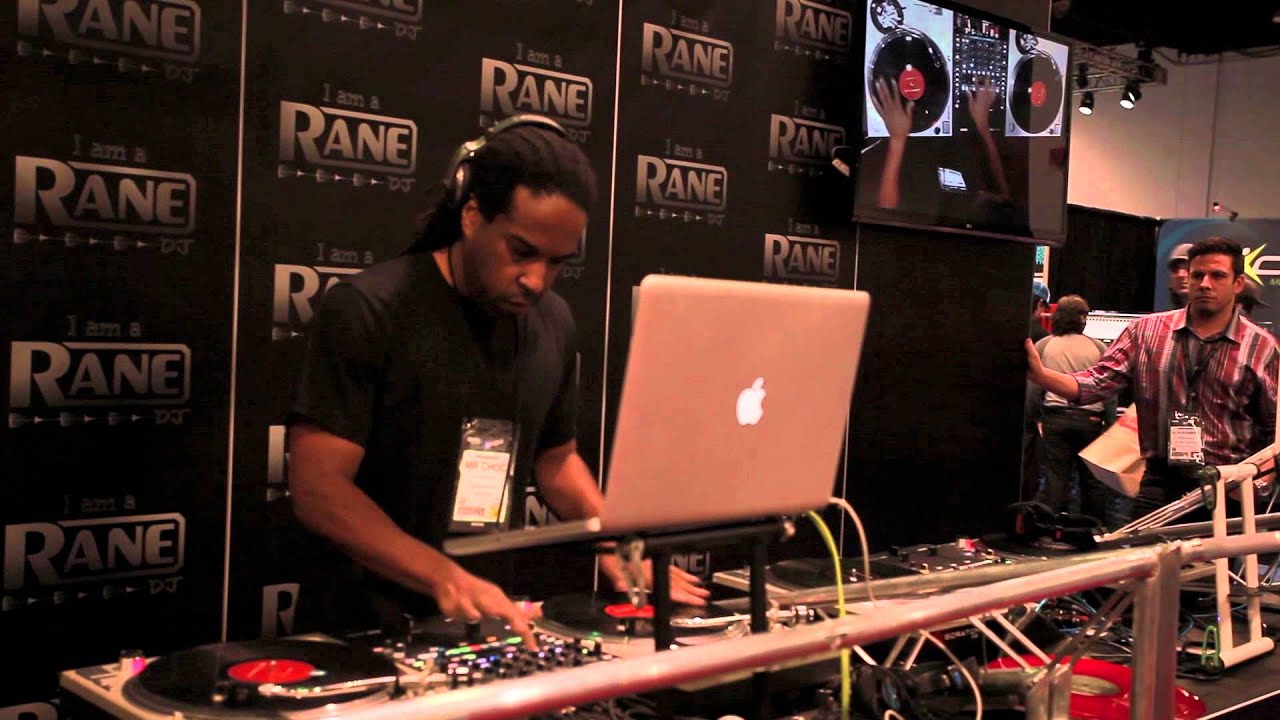 DJ Mr. Choc @ Rane 攤位 -- NAMM 2013 實況報導 - YouTube