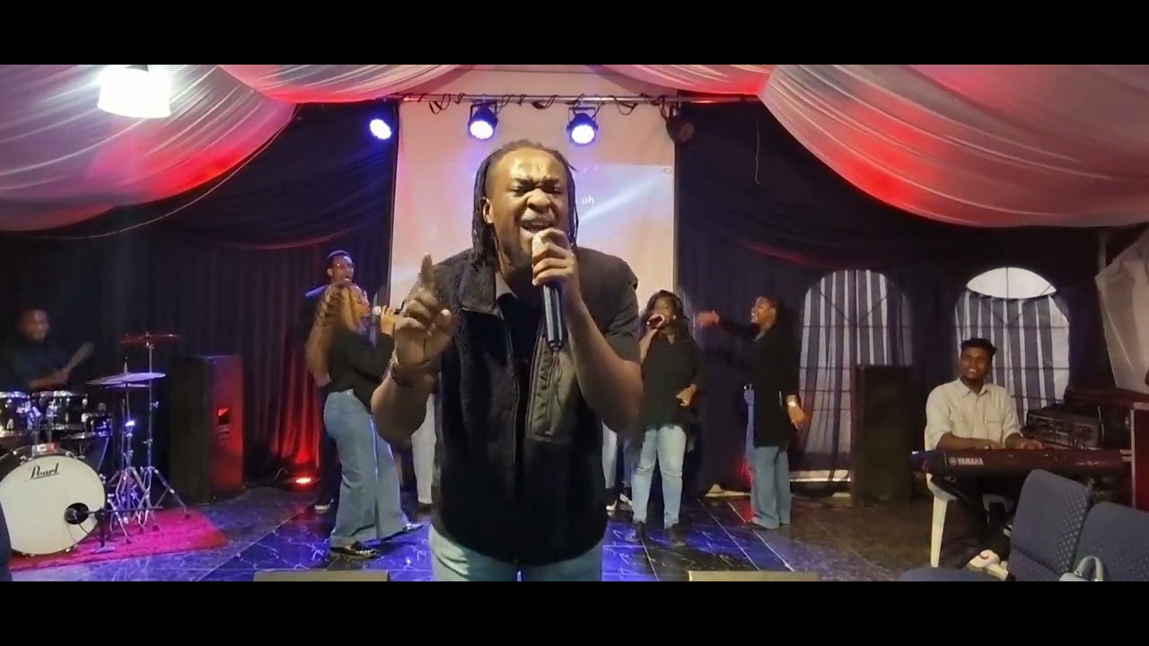 Surge band- High praise ministration (Sunday Service) - YouTube
