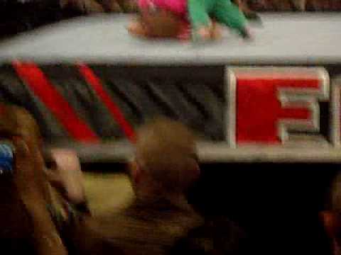 ECW 21 04 2009 Hornswoggle VS Natalya - YouTube