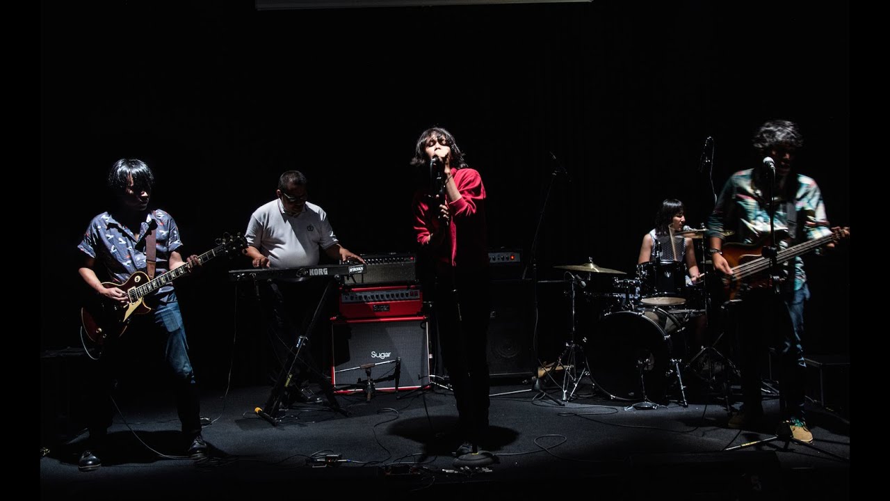 Digilive Sessions with Indische Party - YouTube