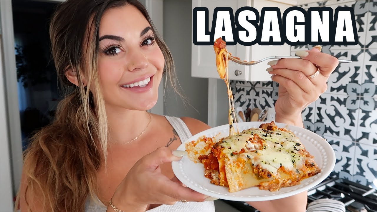 My First Time Making LASAGNA!! - YouTube