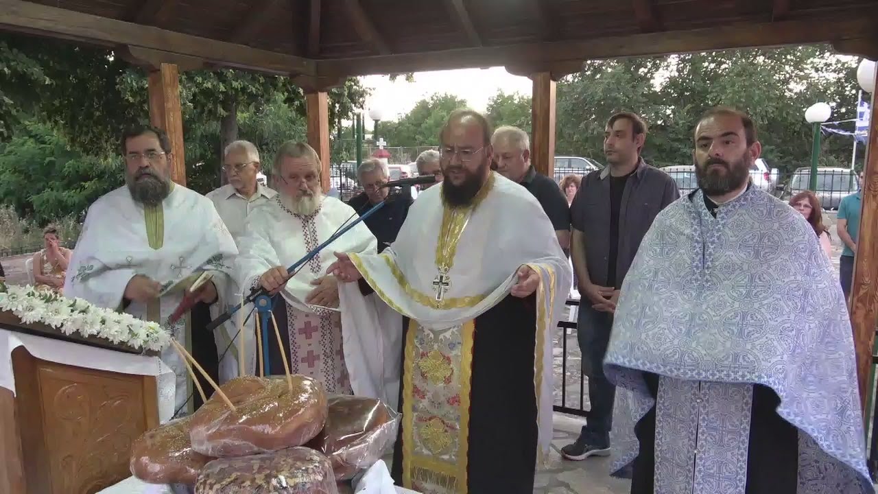 Εσπερινός στο Ιερό περεκκλήσιο Αναλήψεως του Κυρίου στο Σταθμό Φαρσάλων ...