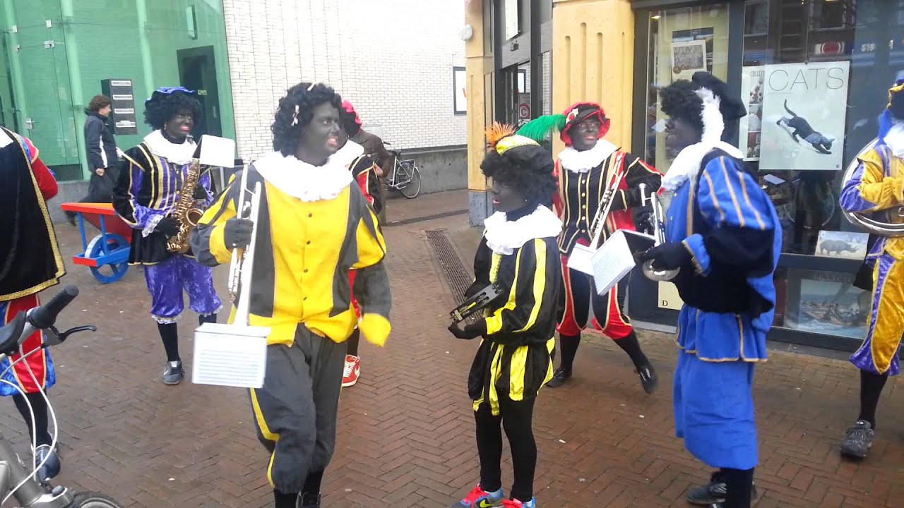 Pietenband in Paddepoel 1 december 2012 - YouTube
