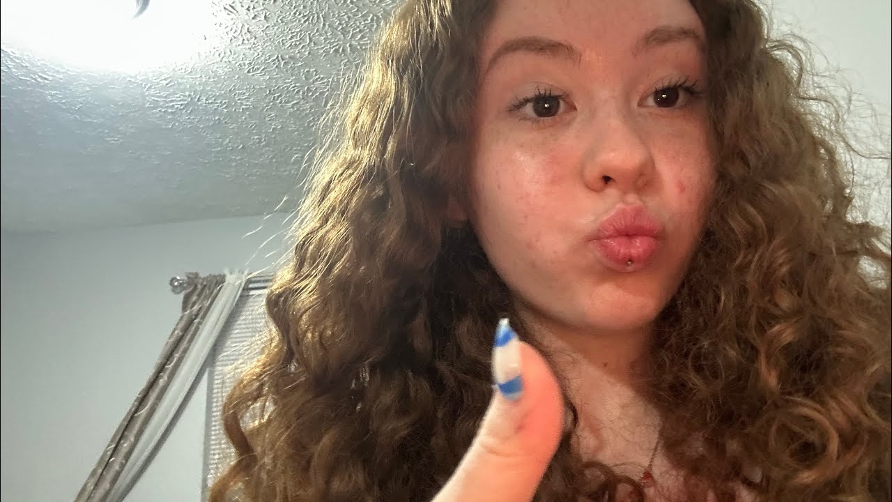 LOFI ASMR // skin scratching , tapping & mouth sounds !!! - YouTube