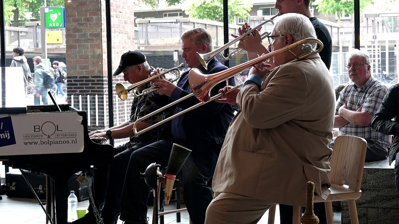 Jeff Hamilton, Marc Caparone, Dan Barrett at Breda Railway Station ...