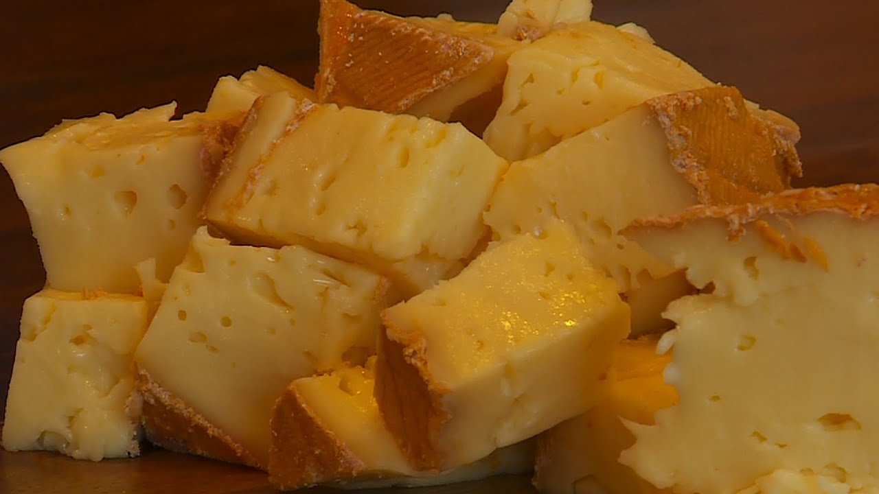 DeRusha Eats: Cheese From The Lone Grazer - YouTube