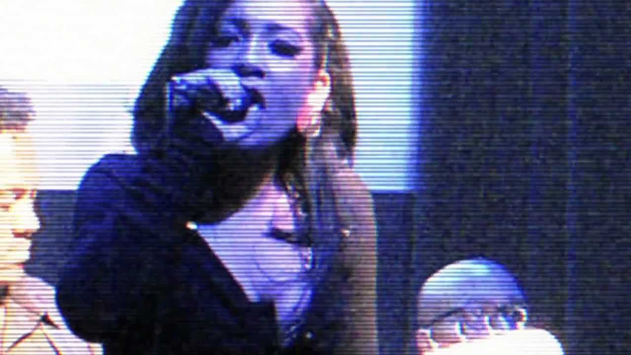 Shella live in LA - Nicki Minaj 'Moment 4 Life' cover - YouTube