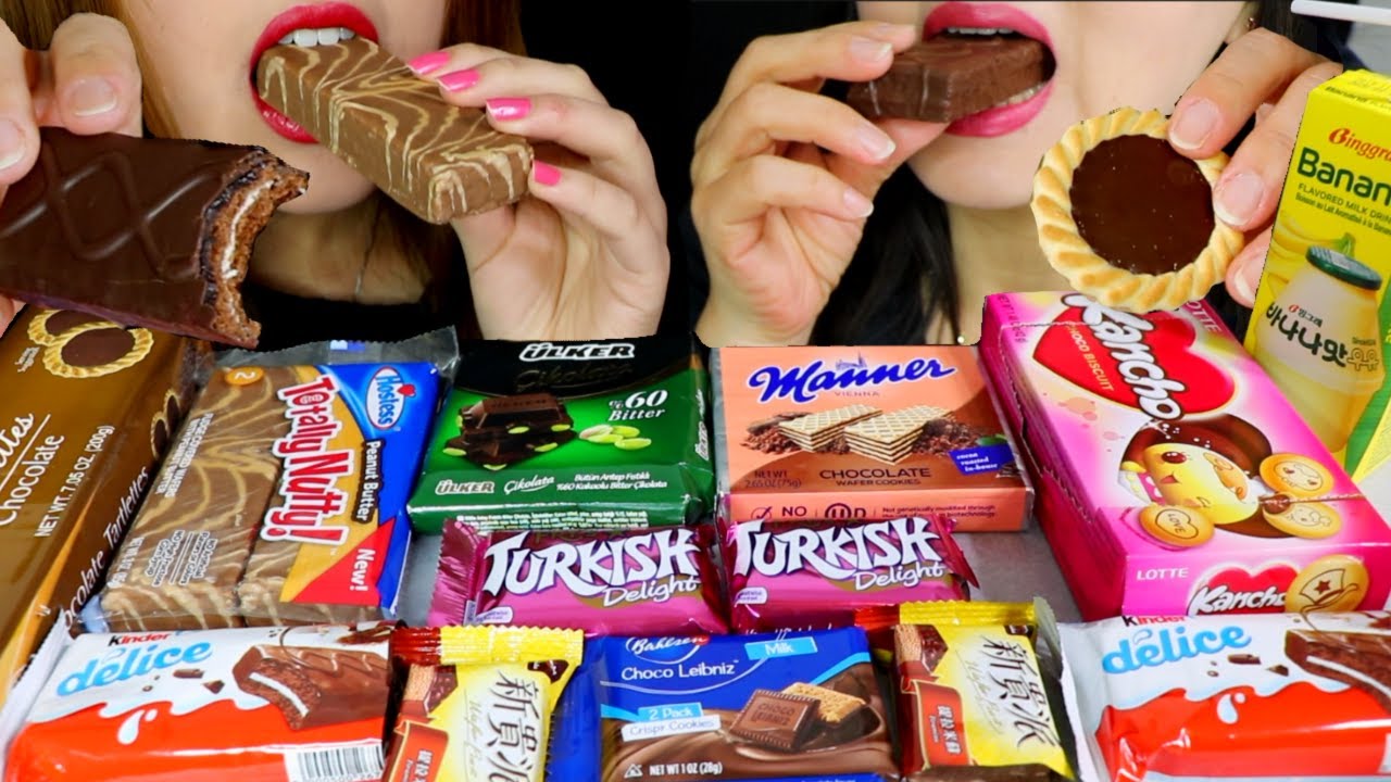 ASMR TRYING SNACKS FROM AROUND THE WORLD (Kinder, Turkish delight, Cake ...
