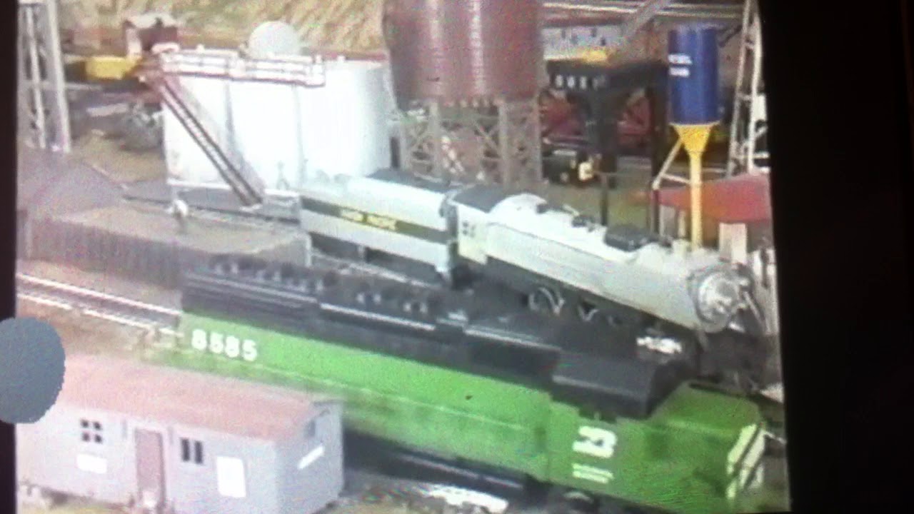 I Love Toy Trains Crash Sound Effect 2 - YouTube