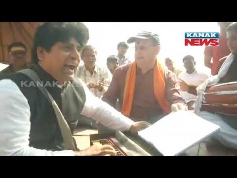 A Group Of People Awaring About Coronavirus Through Singing Song In ...