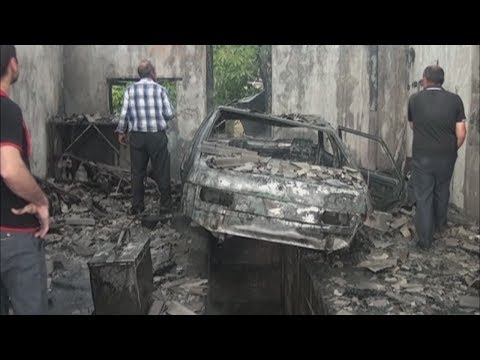 Qaxda maşın təmiri sexi yanıb