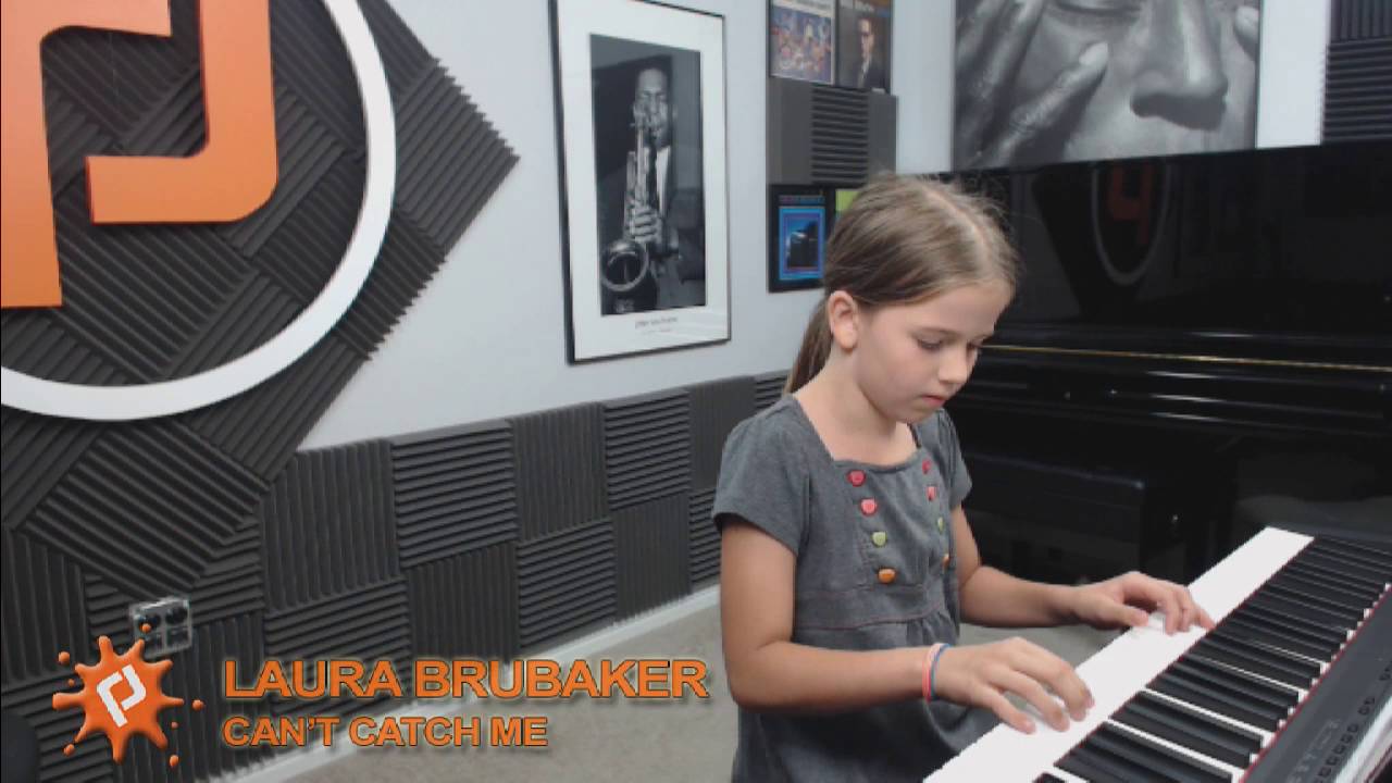 Can't Catch Me piano cover by Laura Brubaker - YouTube