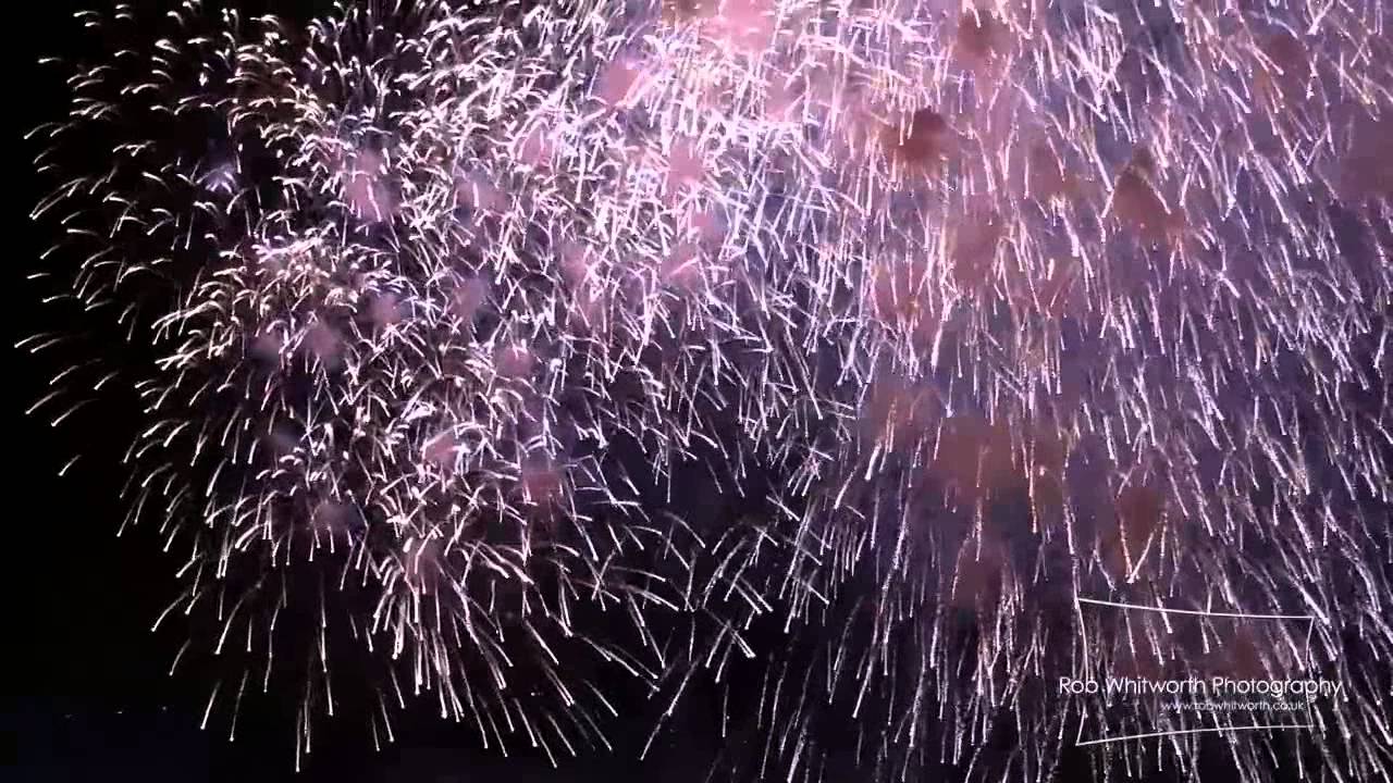 DIFC13 Melrose Pyrotechnics as seen from Novetel via iPhone - YouTube