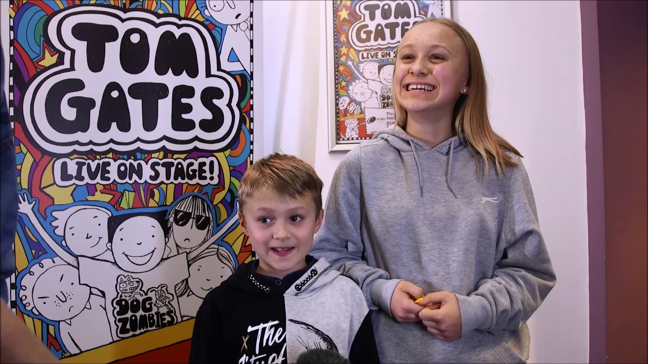 Tom Gates - Live on Stage! - YouTube