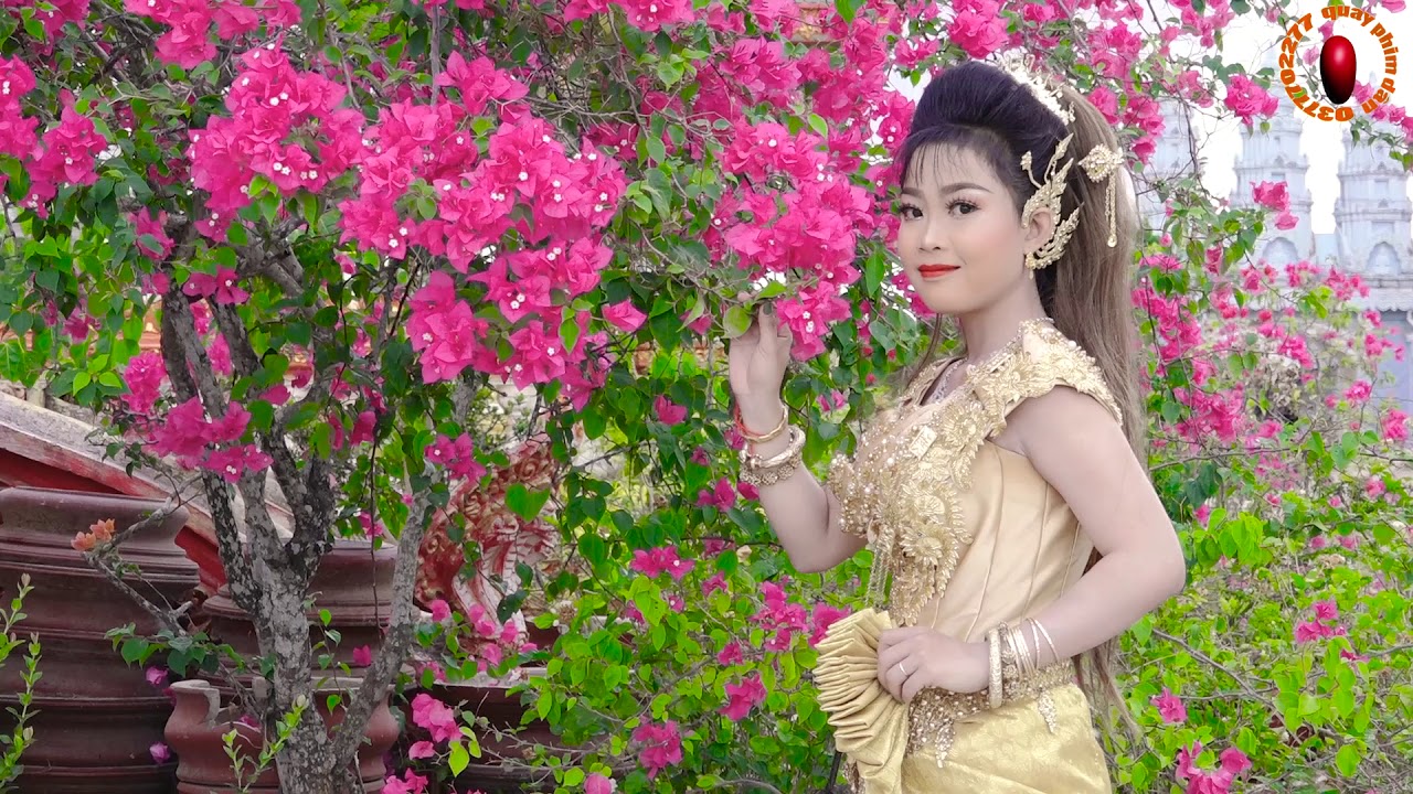 Dam Cuoi Thi Lay Lam Nang p1 - YouTube