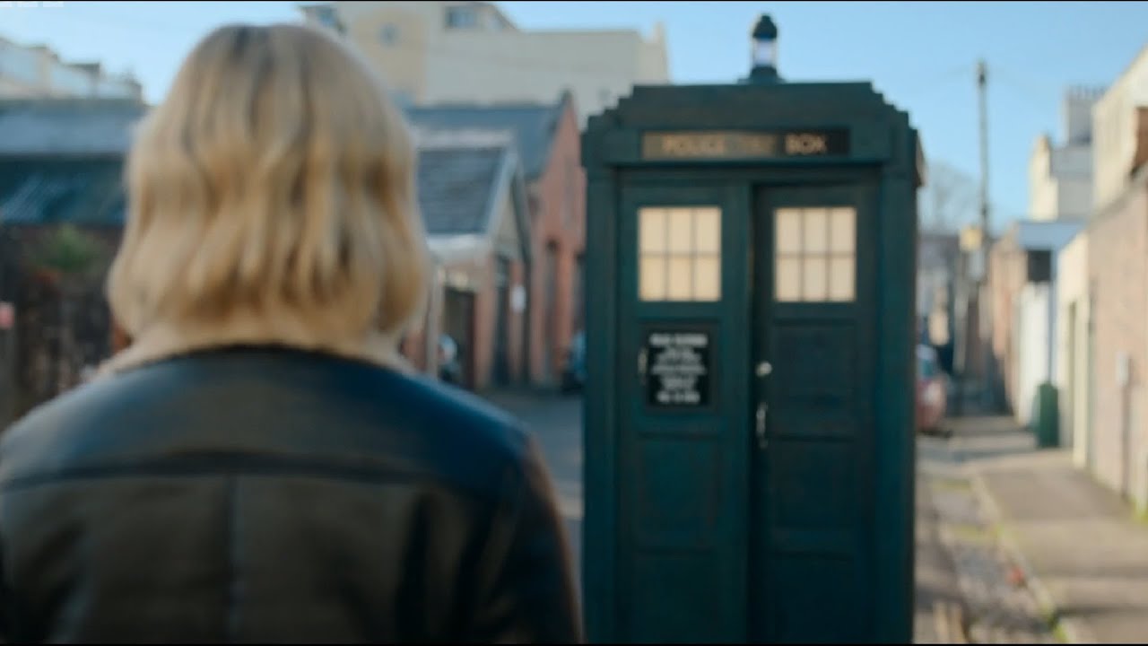 Doctor Who OST - Ruby Enters the Tardis - Medley - YouTube