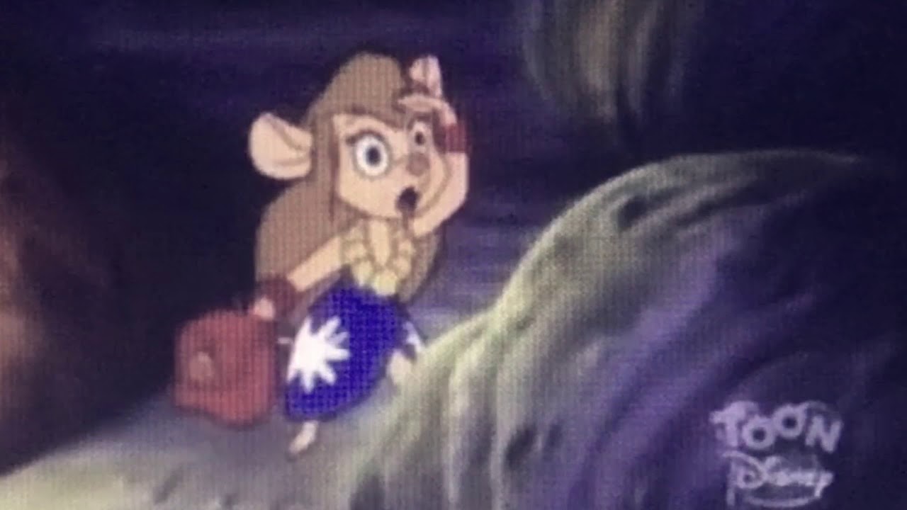 Max Bites Lahwhinie - YouTube