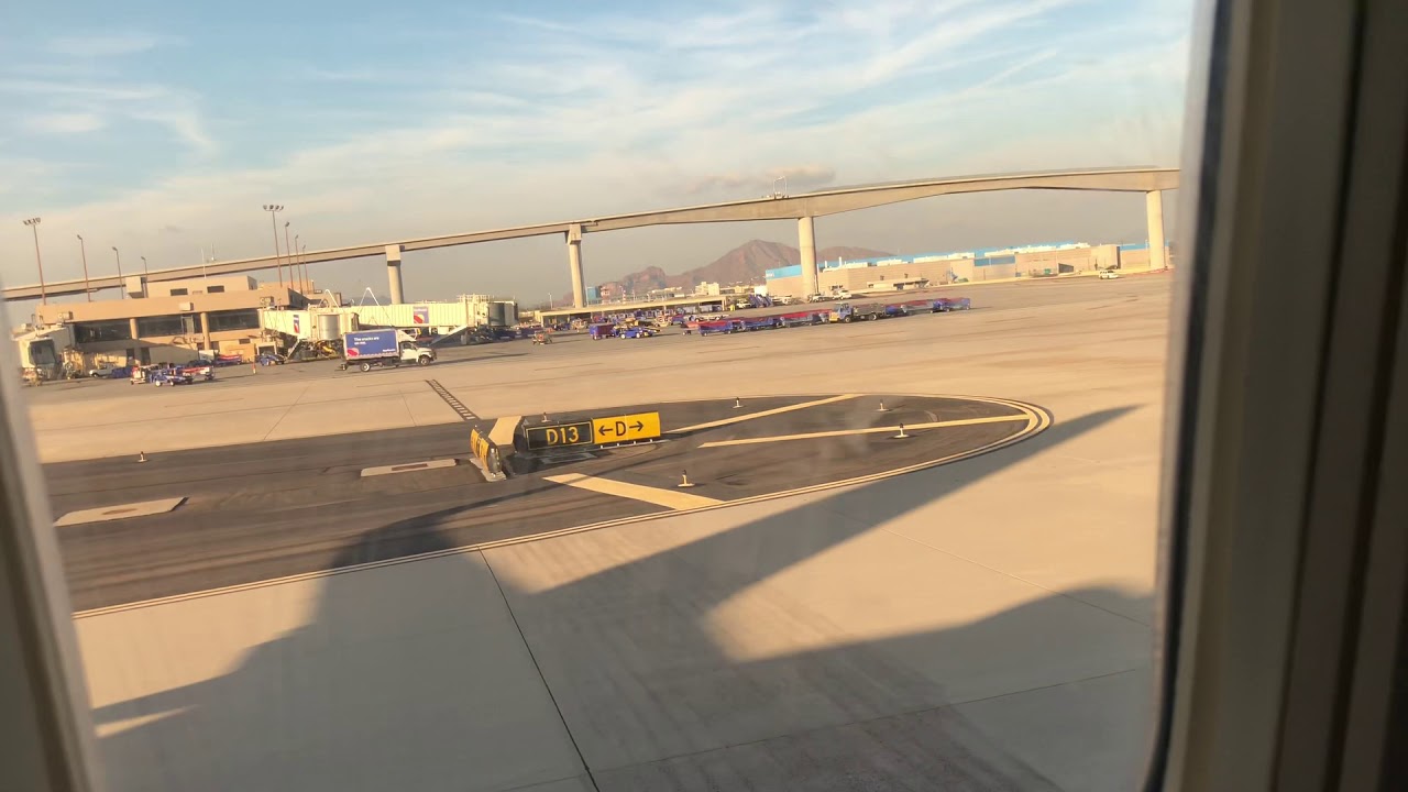 Southwest Airlines Flight 1218 Taking Off From Phoenix - YouTube