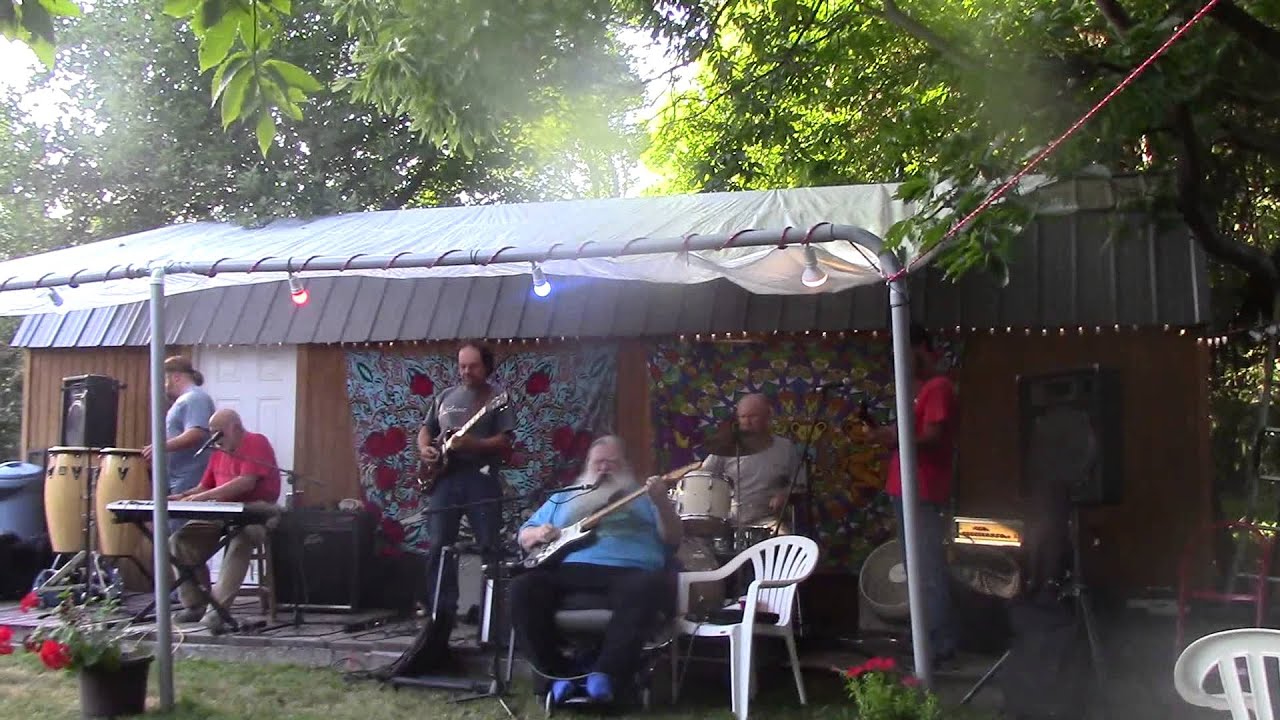 Jammin Paul Hively plays Whiskey Bent and Hell bound - YouTube