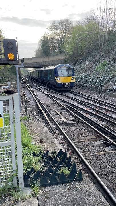 707018 + ‘707028 Friday 18th April 2025 - YouTube