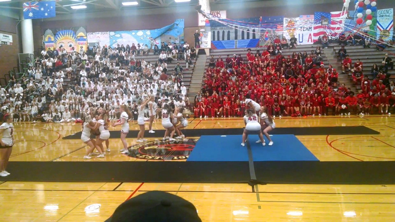 Mountlake Terrace High School Homecoming Cheer - YouTube