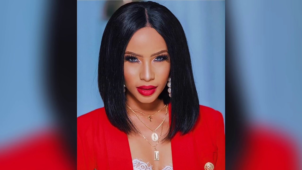 Look how stylish Thuli Phongolo is!!! - YouTube