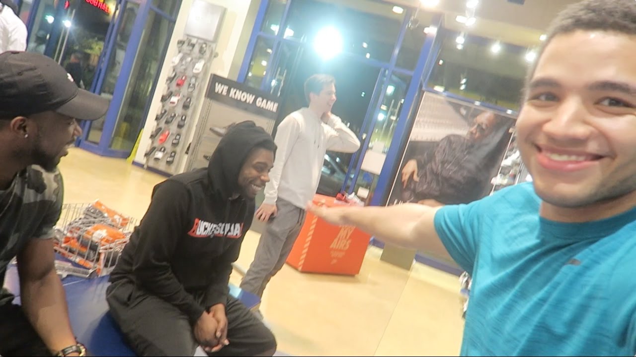 VISITING THE 2K HOUSE! - YouTube