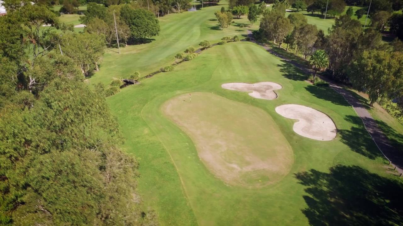 Hole 18 @ Emerald Lakes Golf Club - YouTube
