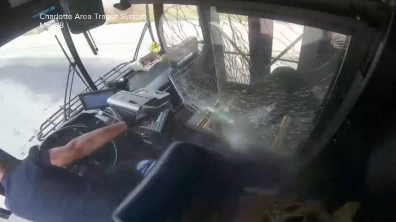 Argument turns into shootout between bus driver, passenger - YouTube