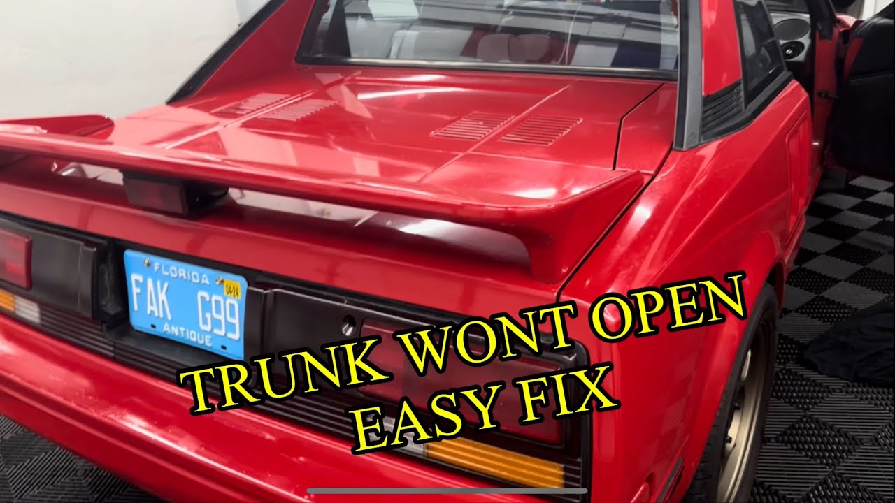 MR2 AW11 STUCK TRUNK FIX - YouTube